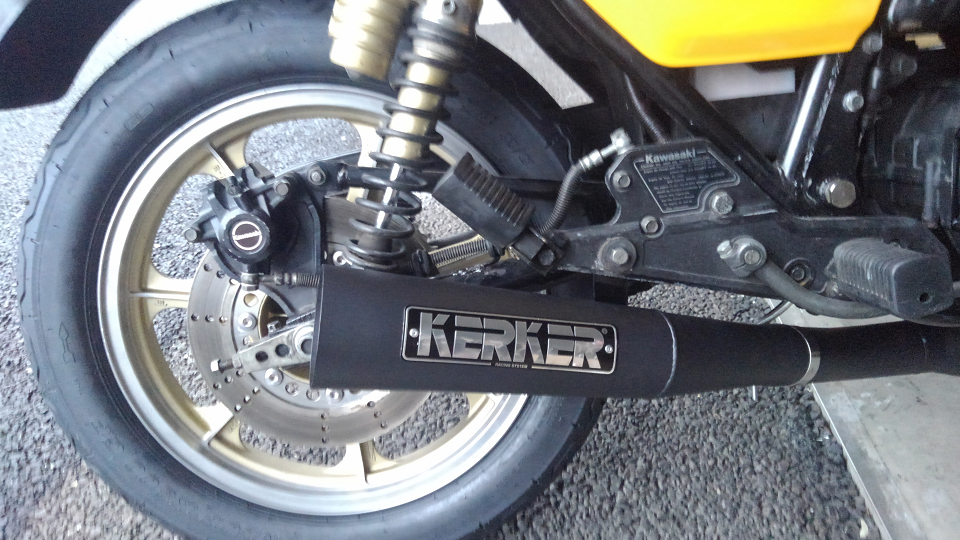 Z1100GPにKERKERの鉄メガホン | 素人ガレージ